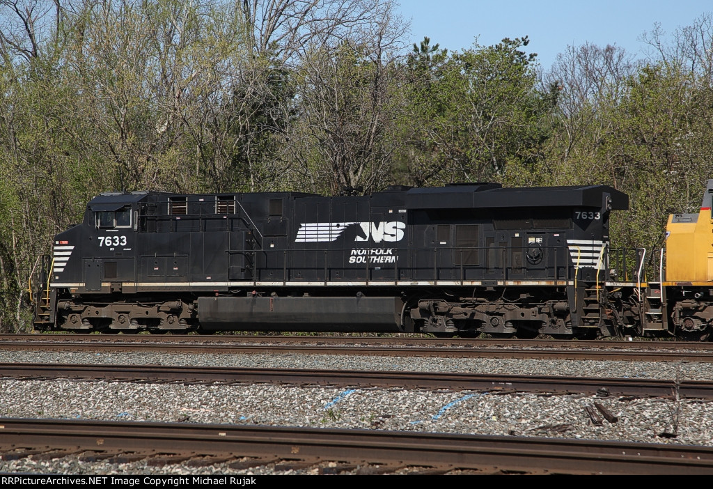 NS 7633